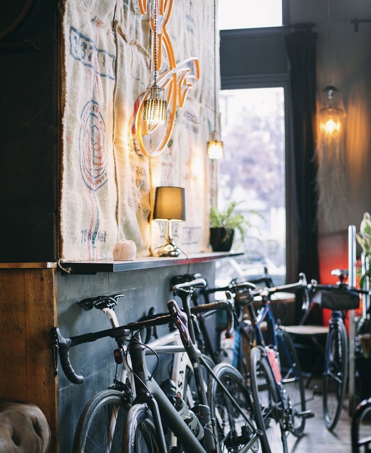 Madrid By Barrio: Ultimate Guide to Restaurants in Malasaña » Holly ...